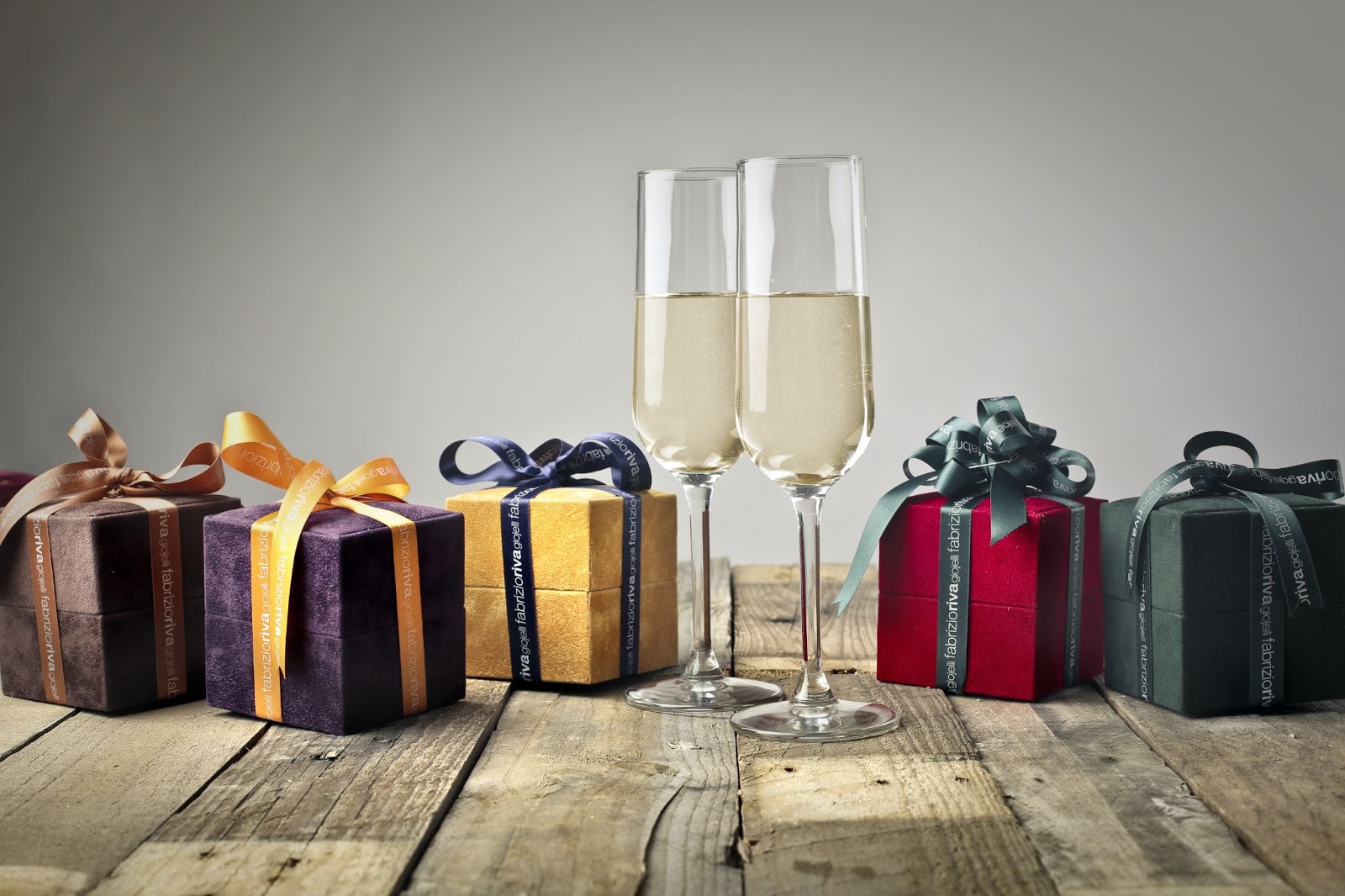5 reasons you should consider buying gifts online